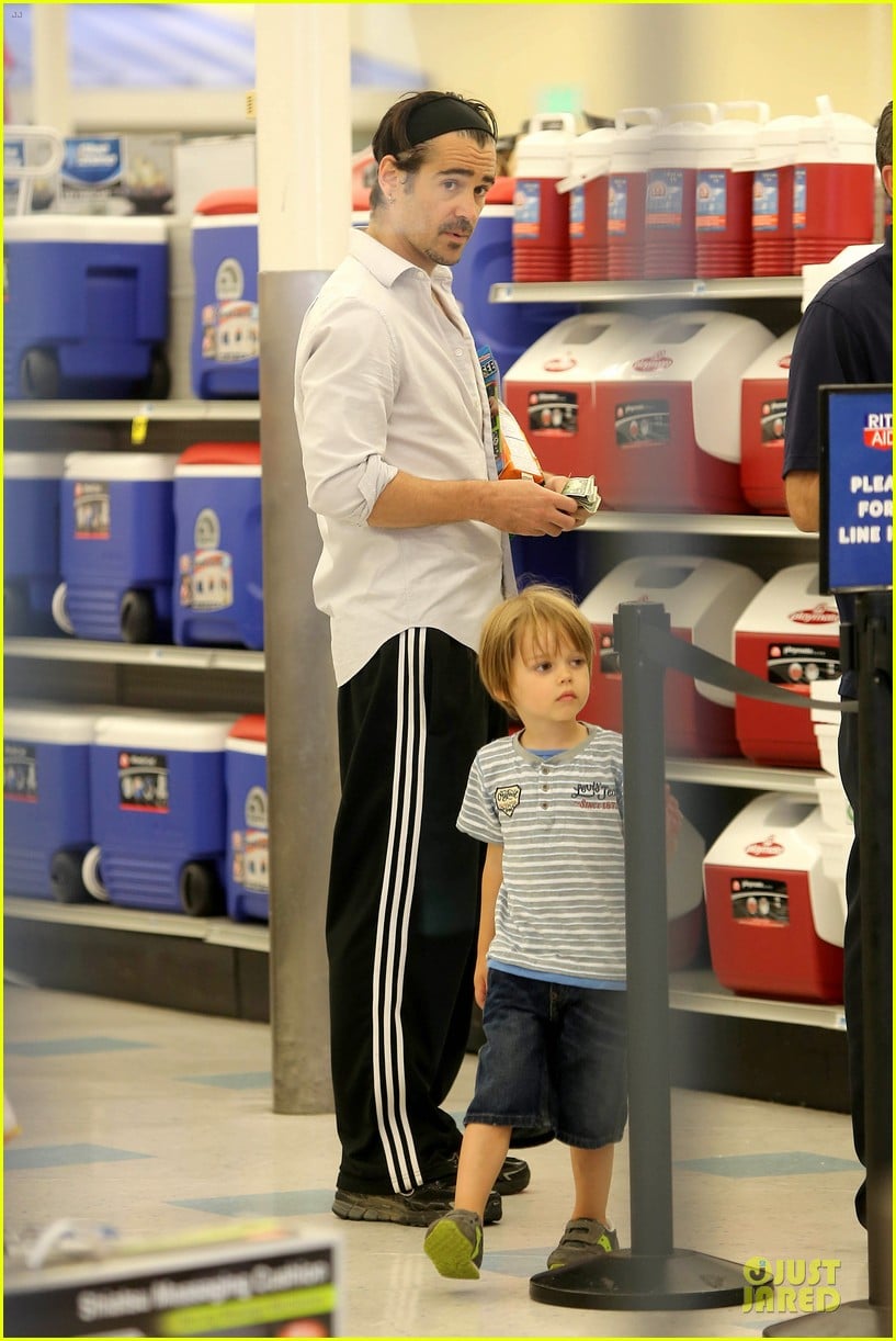 Colin Farrell: Rite Aid Snacks with Henry!: Photo 2891746 | Alicja ...