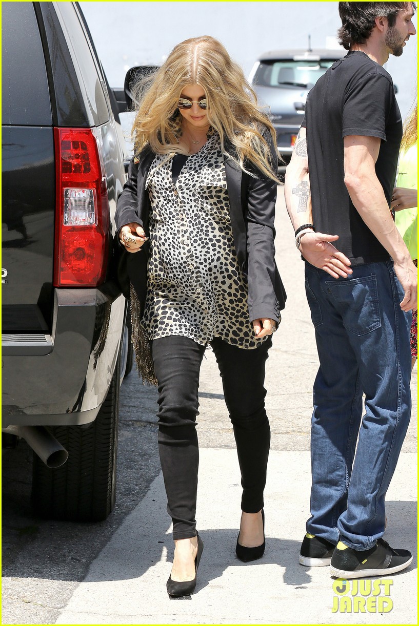 Fergie: Leopard Print Baby Bump!: Photo 2891195 | Fergie, Pregnant ...