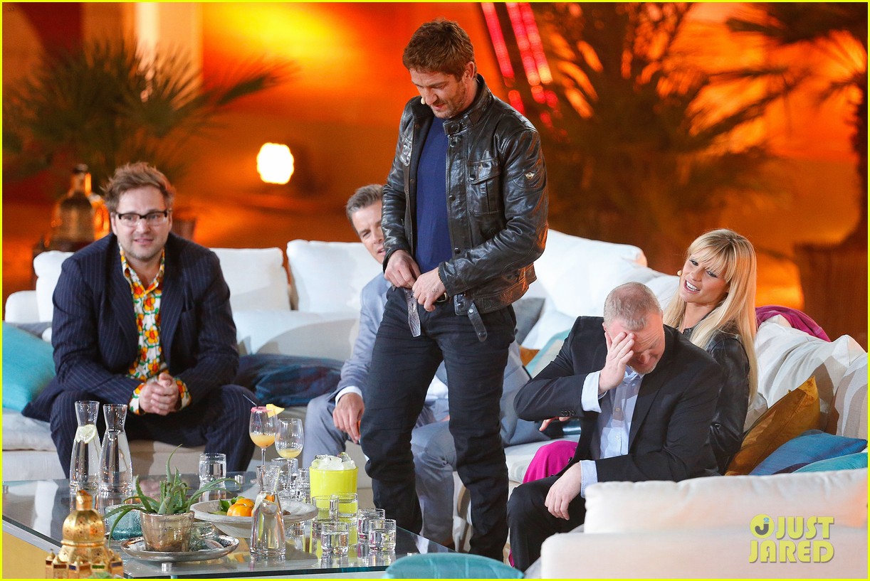 Gerard Butler Puts Ice Down His Pants on German TV Show!: Photo 2887714 ...