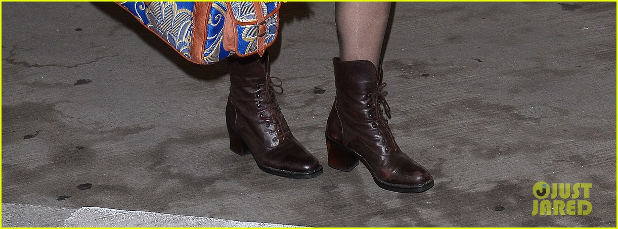 Lana Del Rey Wears Fur Coat in Warm Warsaw Weather: Photo 2882529 ...