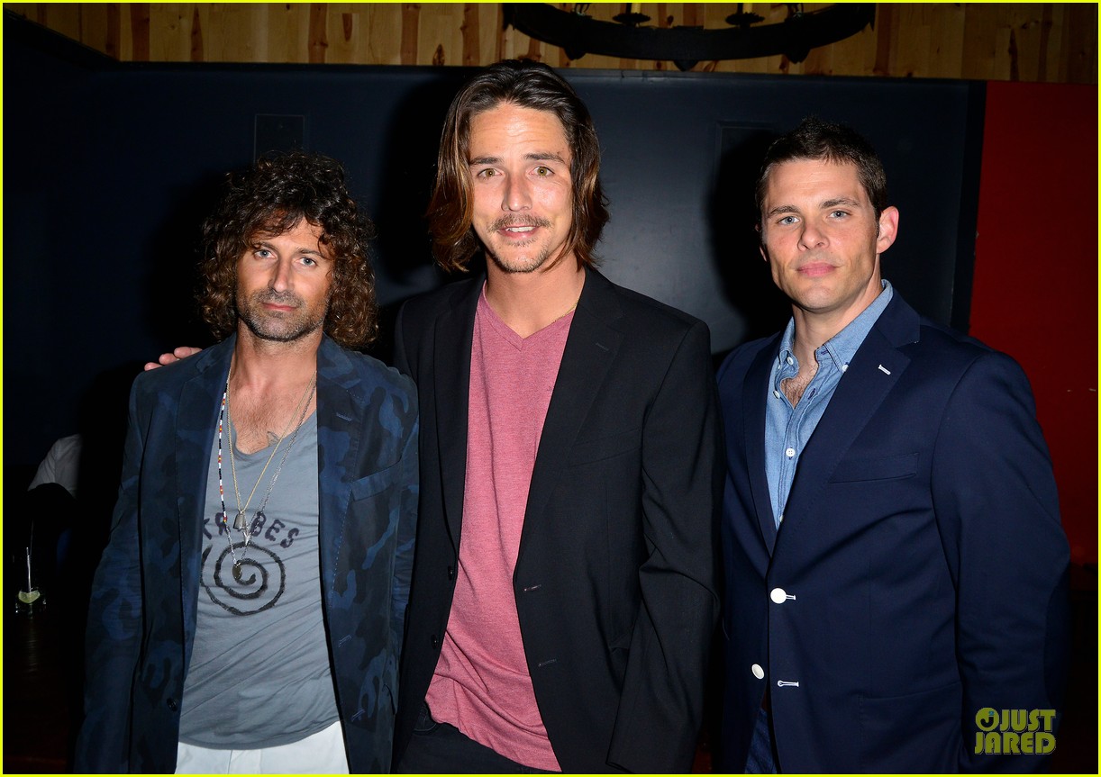 James Marsden & James Van Der Beek: Tommy Hilfiger Surf Shack ...