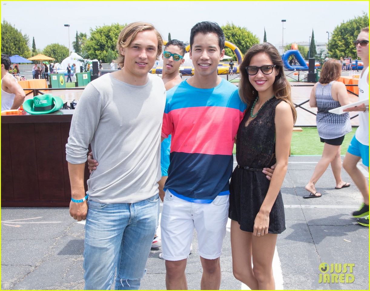 Maika Monroe & Michael B. Jordan: Just Jared's Summer Kick-Off Party ...