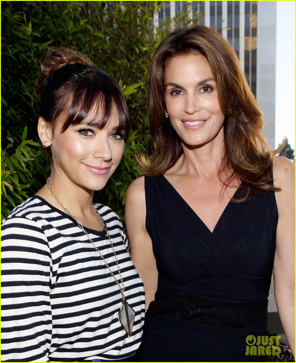 Rashida Jones & Mandy Moore: Helmut Newton Exhibit!: Photo 2899822 ...