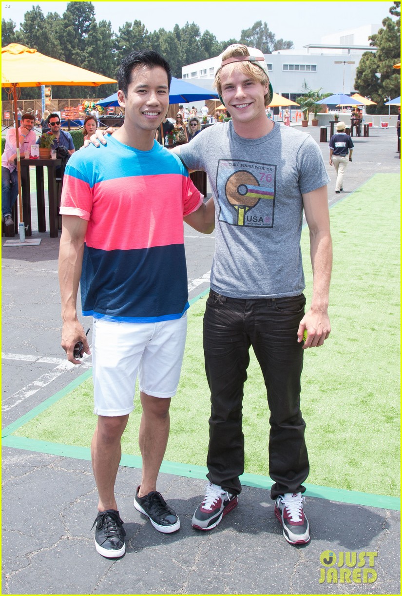 Chord Overstreet: Surfs Up at Just Jared's Summer Kick-Off Party with ...