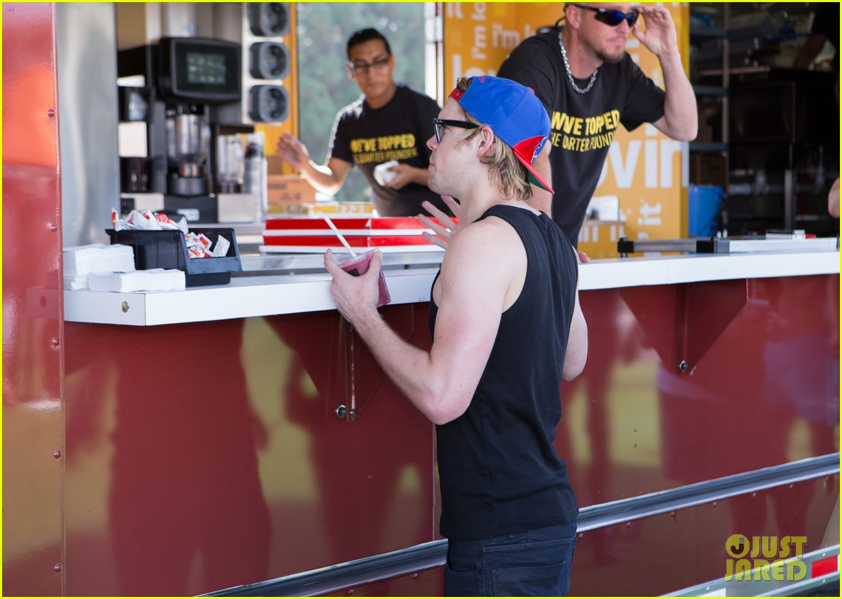 Chord Overstreet: Surfs Up at Just Jared's Summer Kick-Off Party with ...