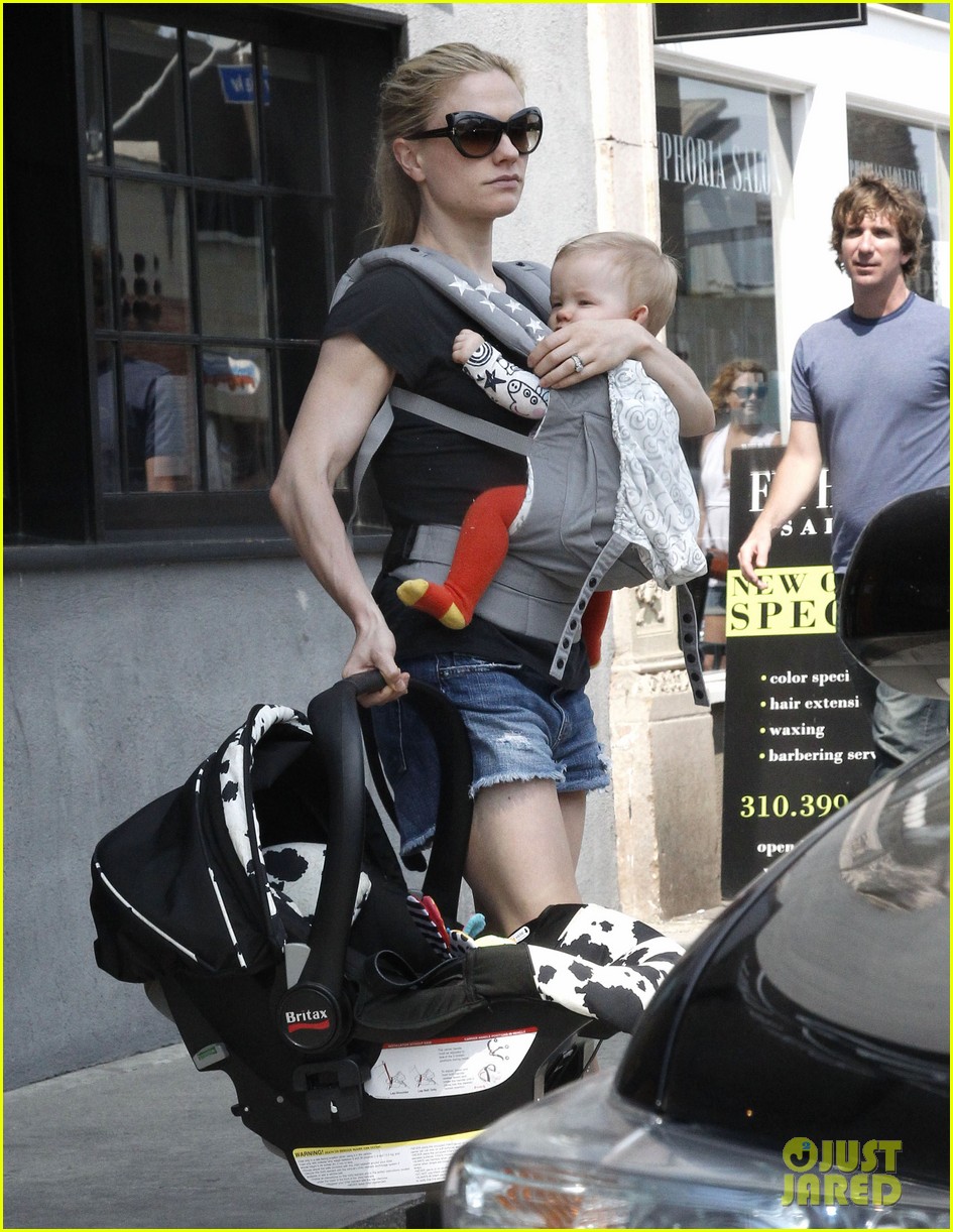 Anna Paquin & Stephen Moyer: Lunch with Charlie & Poppy!: Photo 2900969 ...