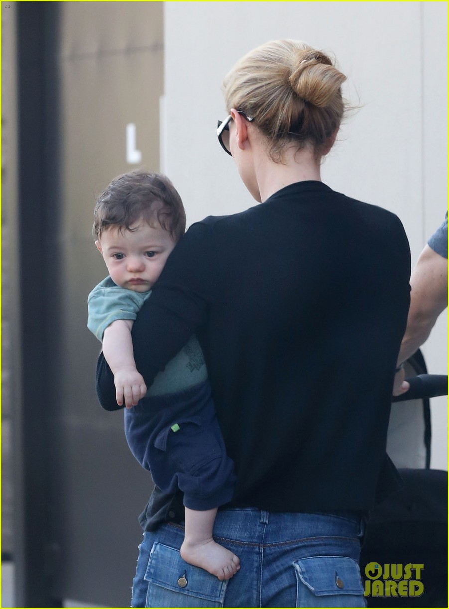 Anna Paquin & Stephen Moyer Stroll with Charlie & Poppy!: Photo 2896603 ...