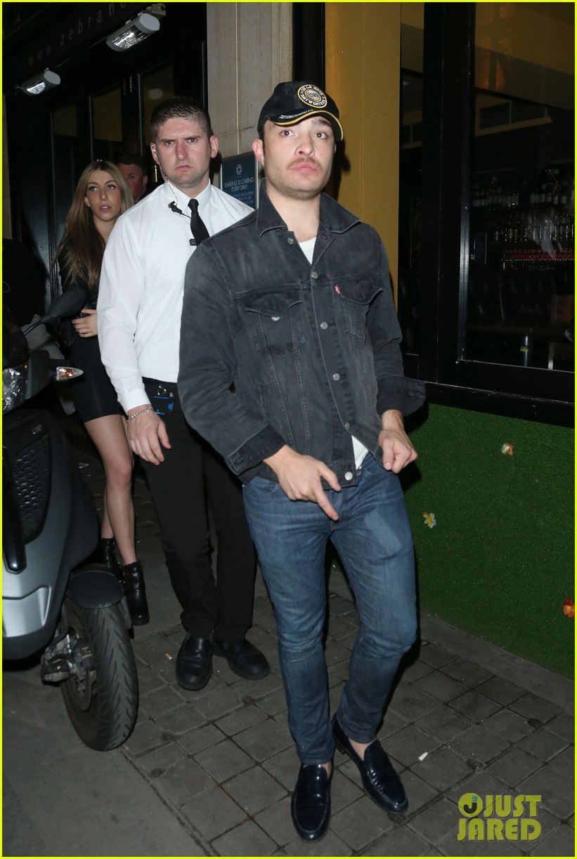 Ed Westwick: Cirque du Soir Nightclub Exit: Photo 2894288 | Ed Westwick ...