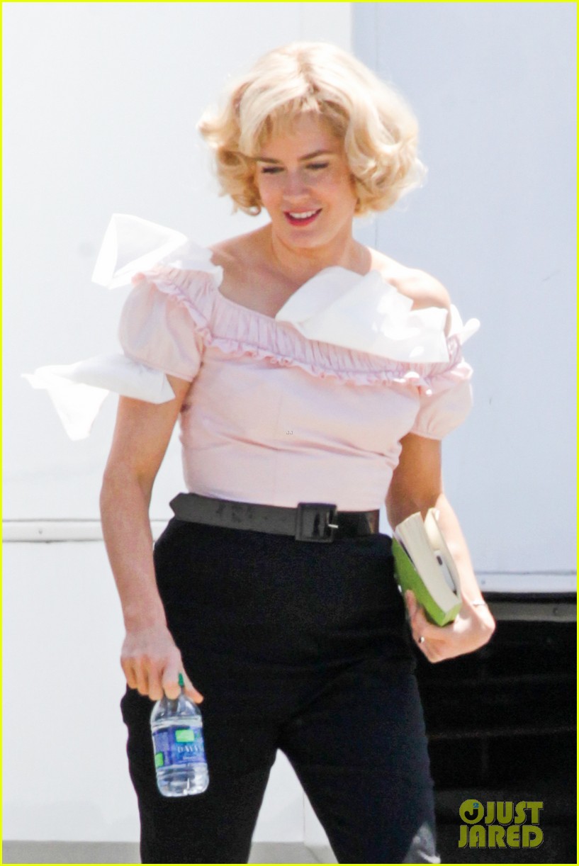 Amy Adams & Krysten Ritter Begin Filming 'Big Eyes'!: Photo 2908366 ...