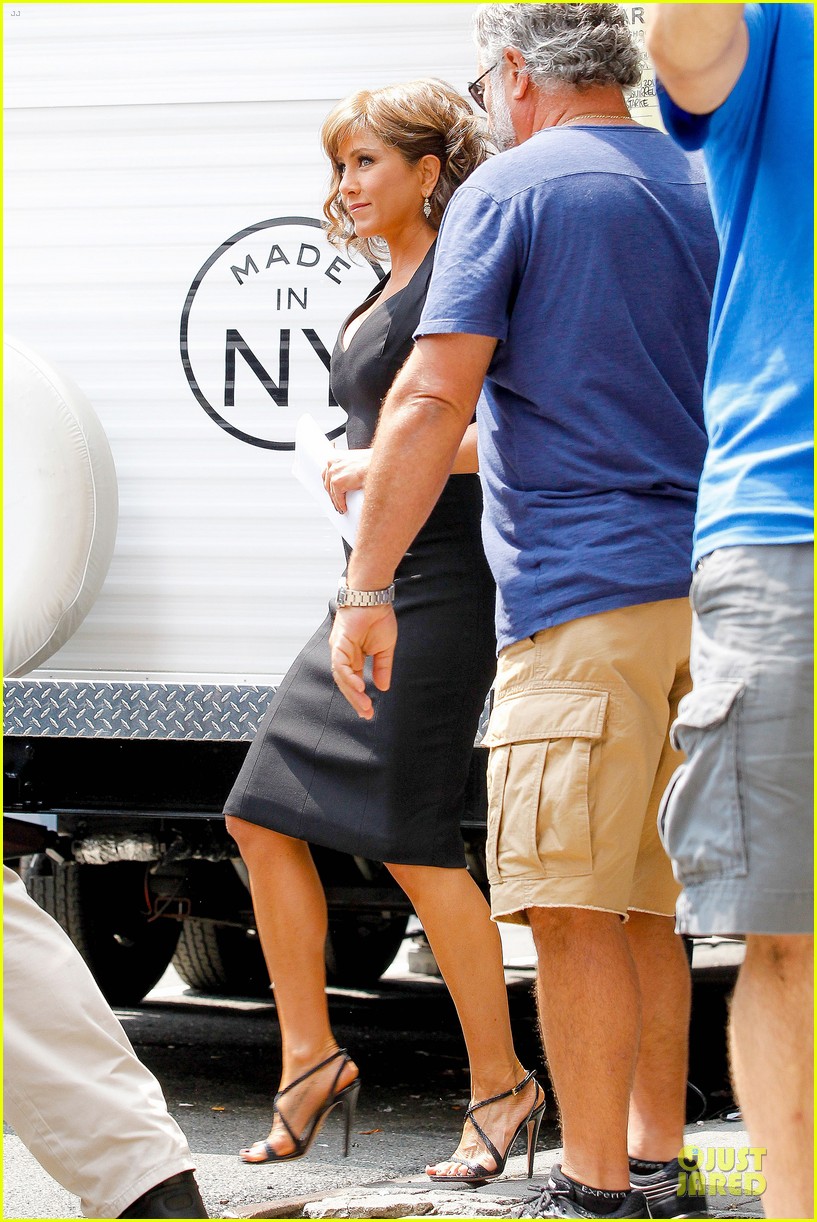 Jennifer Aniston: 'Squirrels to the Nuts' Set with Owen Wilson!: Photo ...