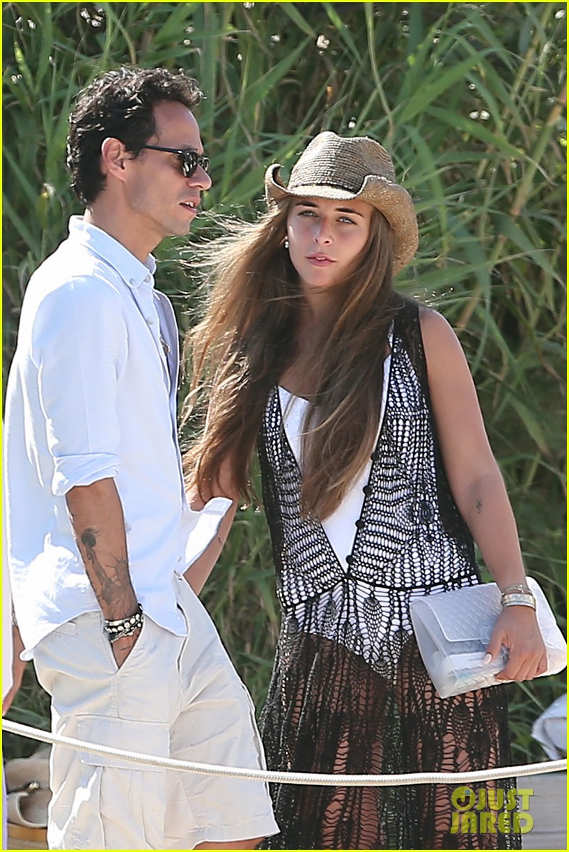 Marc Anthony & Chloe Green: Club 55 in Saint-Tropez!: Photo 2905054 ...