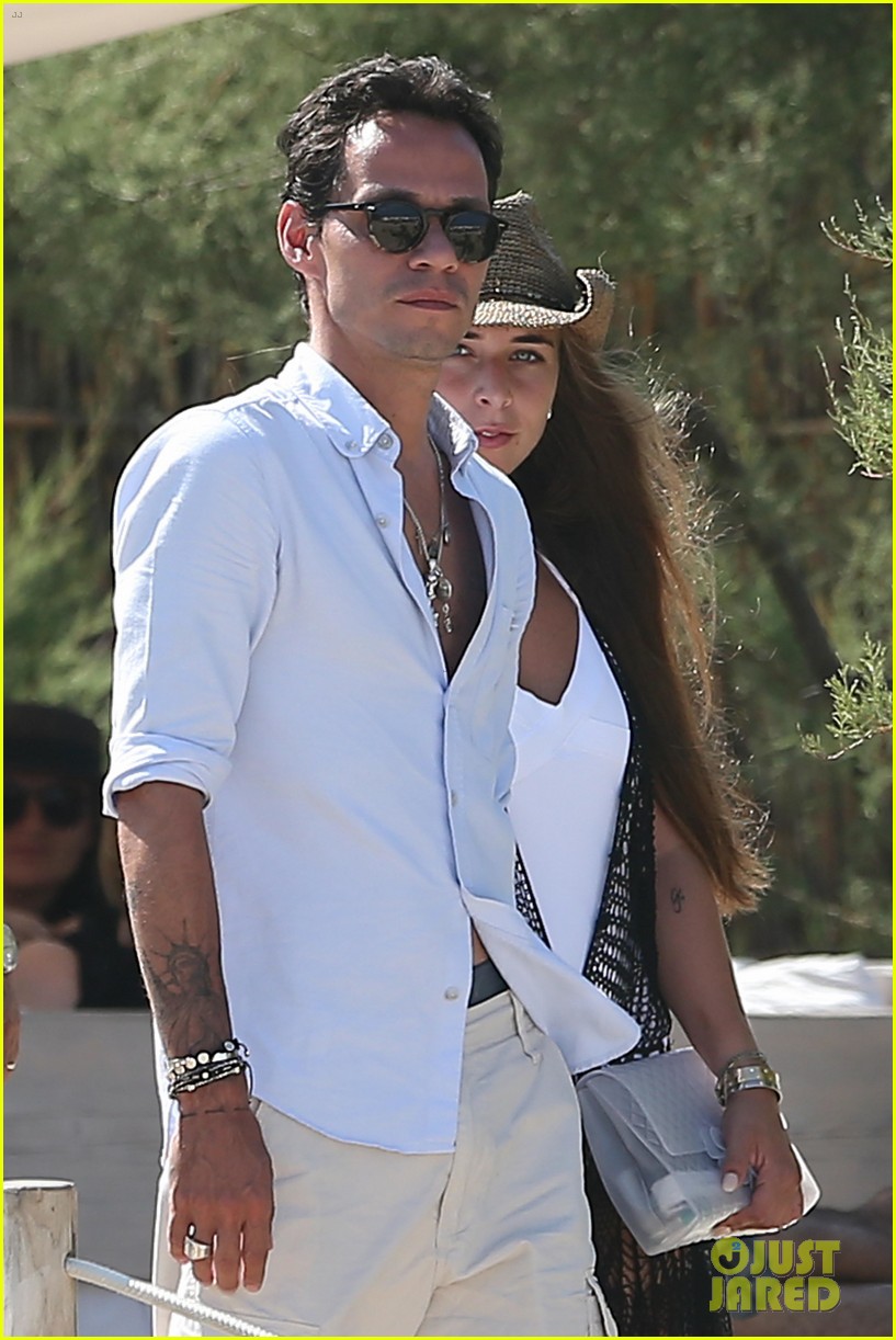 Marc Anthony & Chloe Green: Club 55 in Saint-Tropez!: Photo 2905056 ...