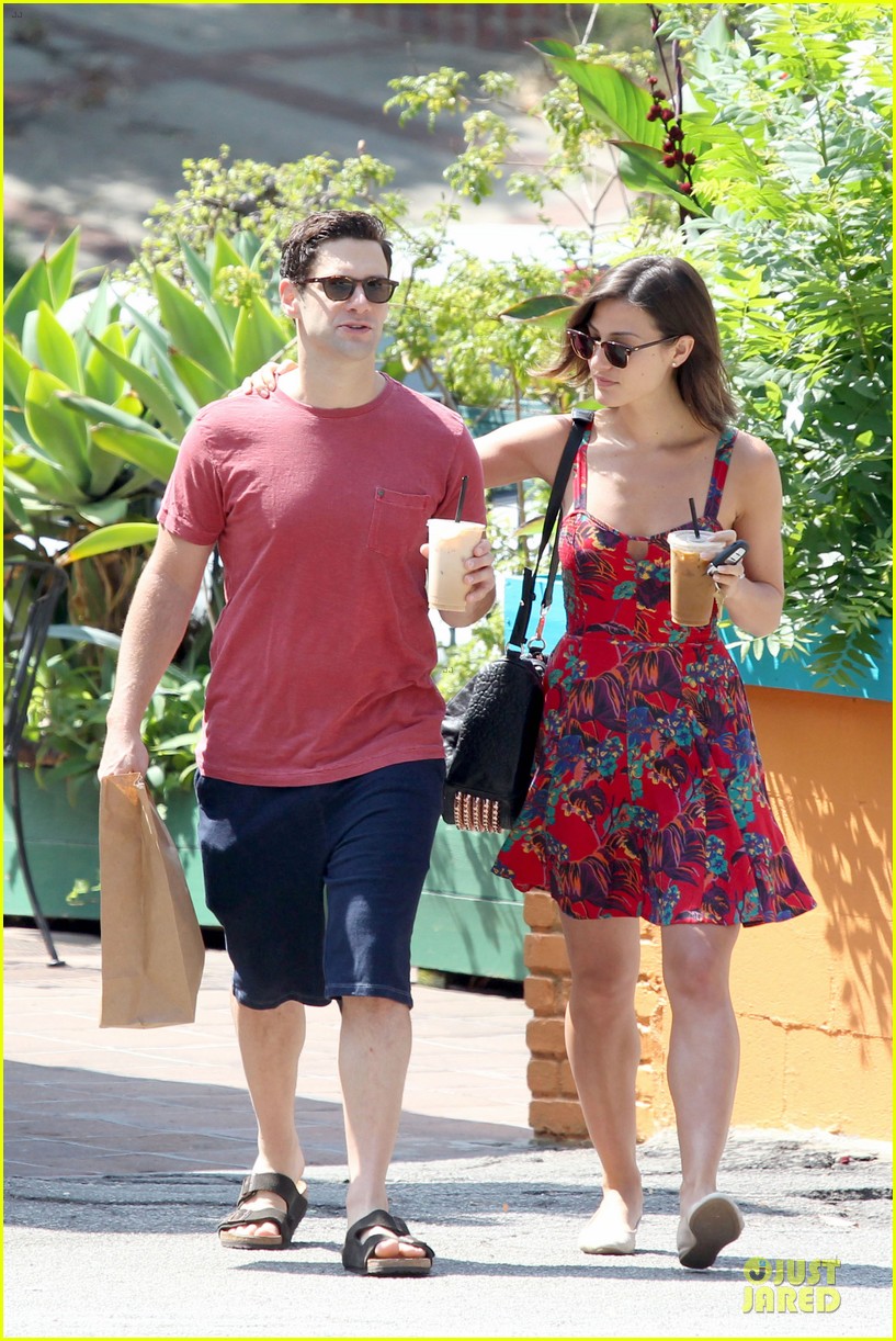 Justin Bartha & Lia Smith: Iced Coffee Sharing Couple!: Photo 2905139 ...