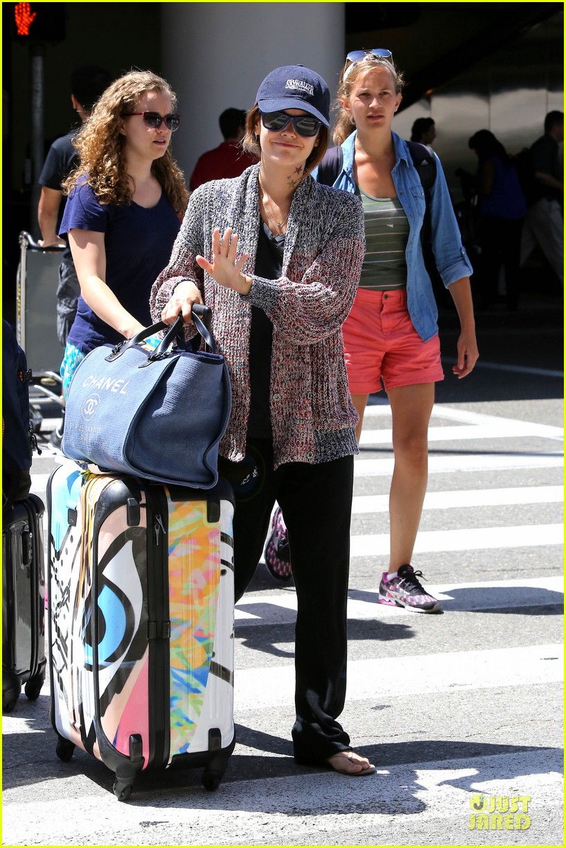 Rachel Bilson: Stars Neck Tattoo! : Photo 2910625 | Rachel Bilson ...