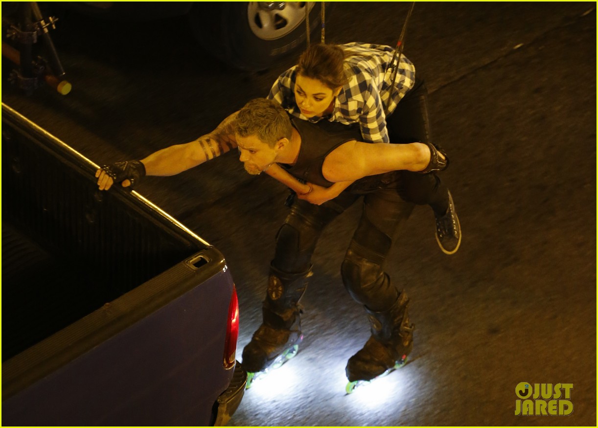 Channing Tatum & Mila Kunis: 'Jupiter Ascending' Stunts!: Photo 2918654 ...