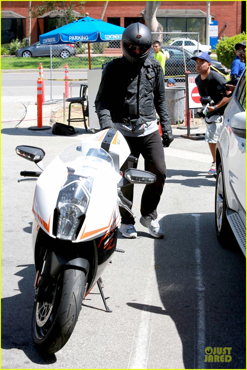 Bradley Cooper: Casting Call for 'Untitled Cameron Crowe Project ...