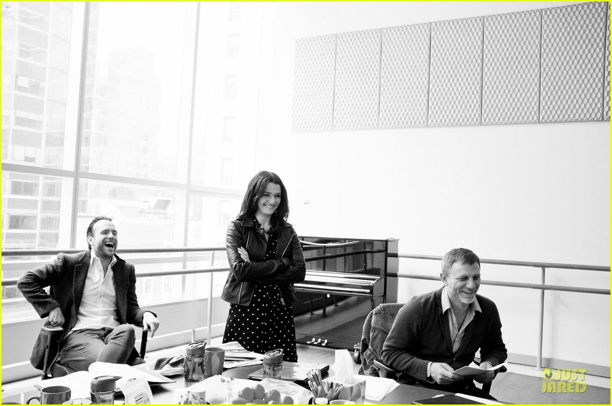 Daniel Craig & Rachel Weisz: 'Betrayal' Rehearsal with Rafe Spall ...