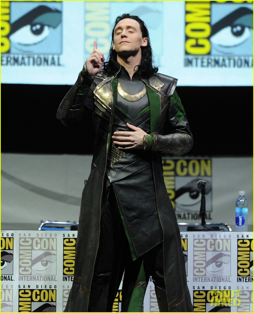 Tom Hiddleston Attends 'Thor' Comic-Con Panel as Loki!: Photo 2913457 ...