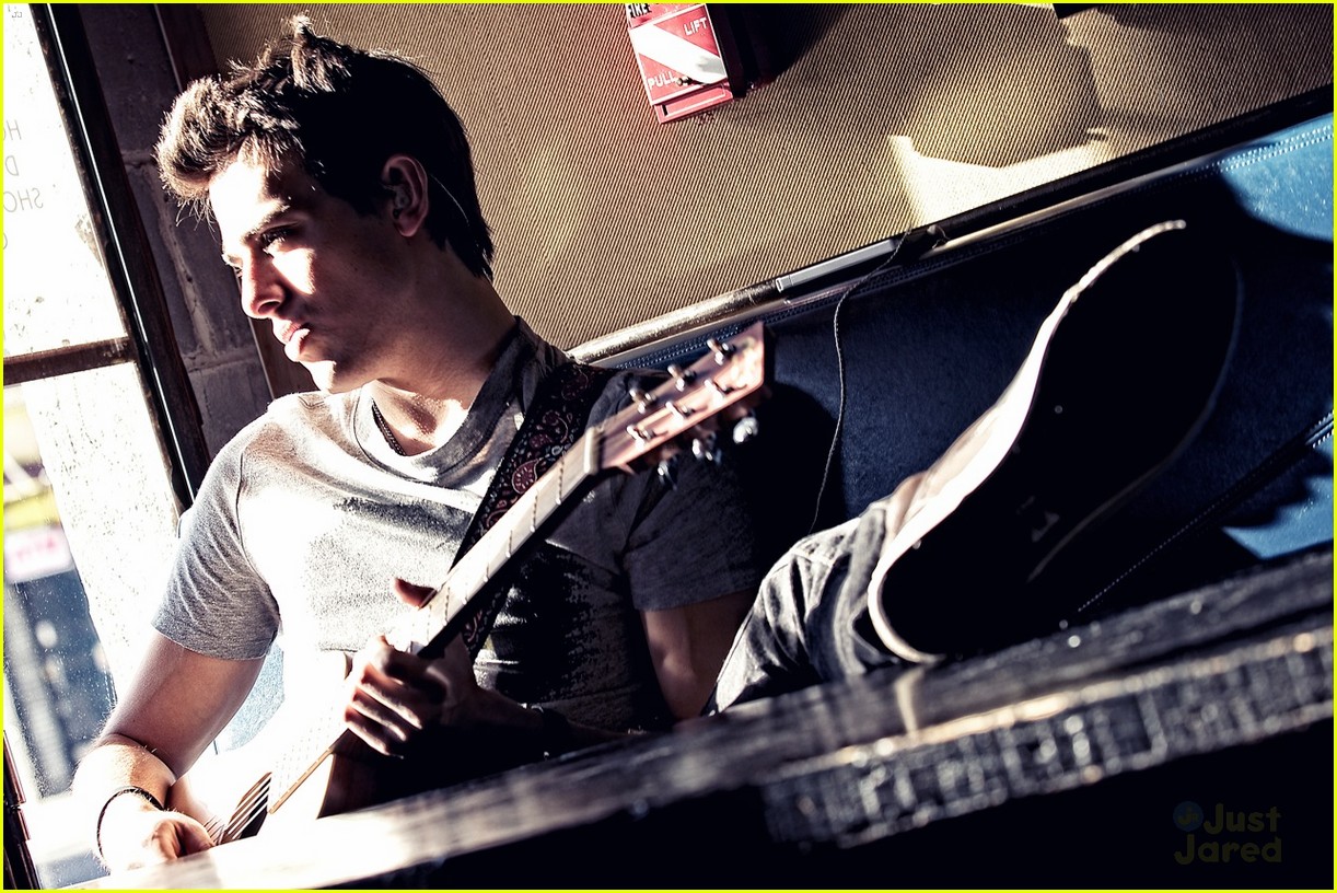 Jackson Harris: 'Gone In A Heartbeat' Premiere (Exclusive) - Listen Now ...