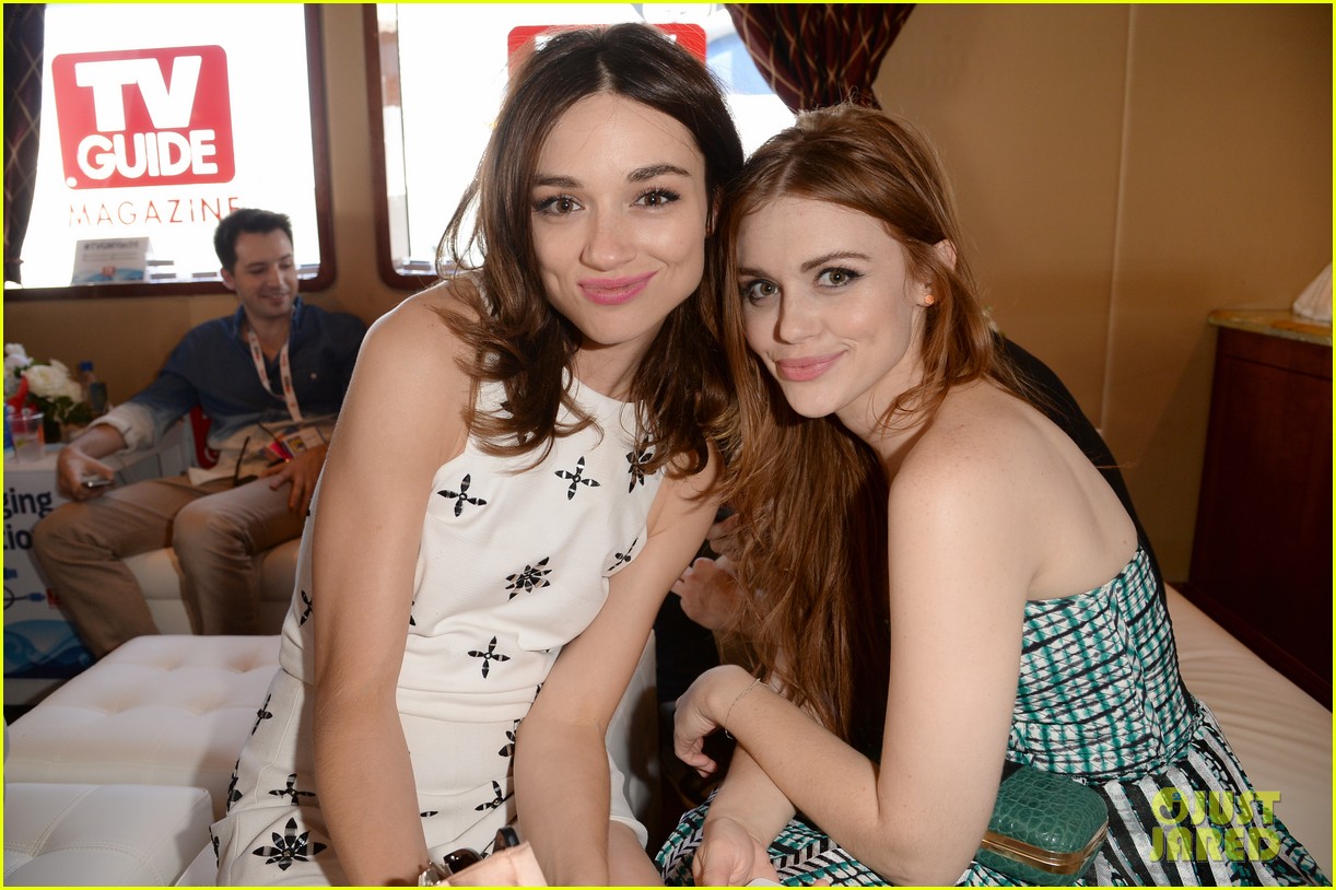 Tyler Posey & Dylan O'Brien: 'Teen Wolf' Stars at Comic-Con!: Photo ...