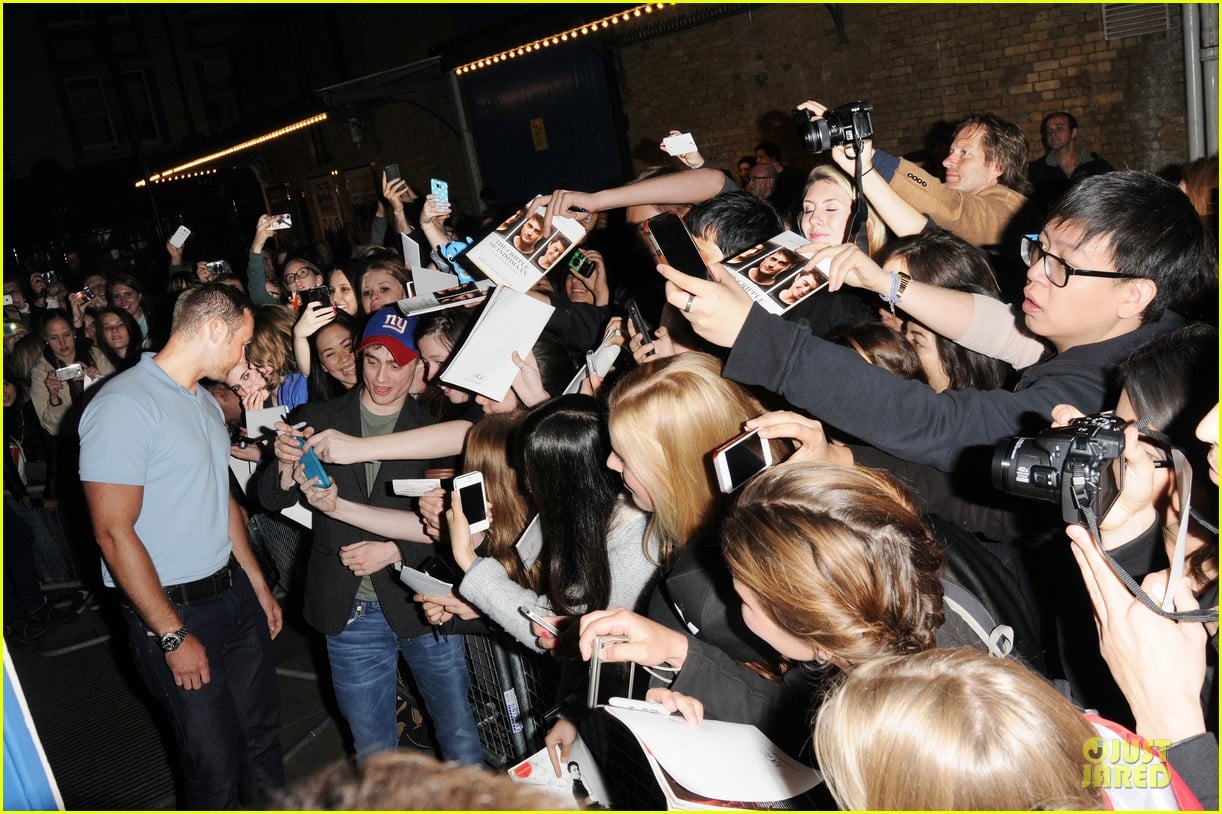 Daniel Radcliffe: 'The Simpsons' Return as Diggs!: Photo 2902976 ...