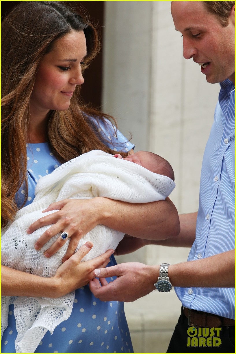 Royal Baby First Photos with Kate Middleton & Prince William: Photo ...