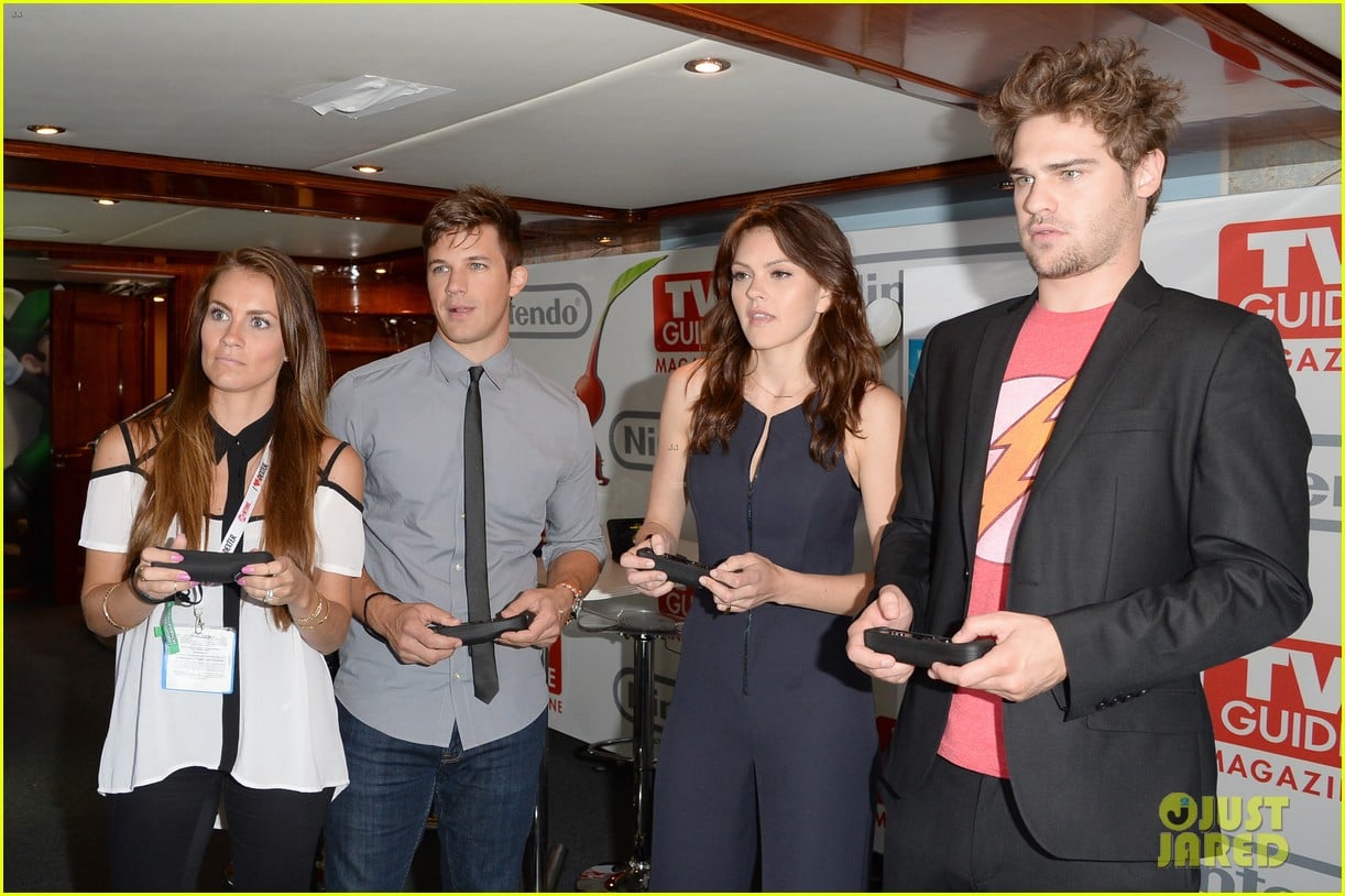 Aimee Teegarden & Matt Lanter: 'Star-Crossed' at TV Guide!: Photo ...