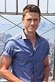 Aaron Tveit: Empire State Building Photo Session! | Aaron Tveit | Just ...