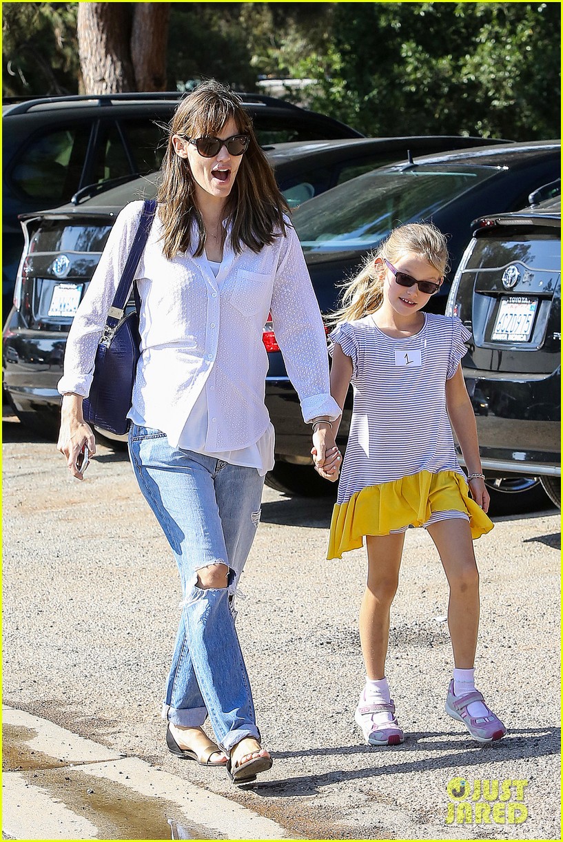 Ben Affleck Has Fun Family Day After Batman Casting News: Photo 2938199 ...