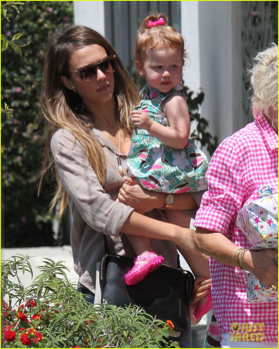 Jessica Alba: Honor & Haven Wear Matching Outfits!: Photo 2923186 ...