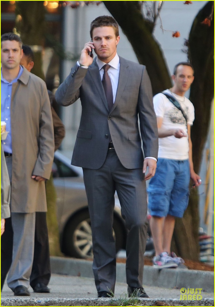 Stephen Amell: Tom Cruise is My Dream Co-Star!: Photo 2927325 | Photos ...