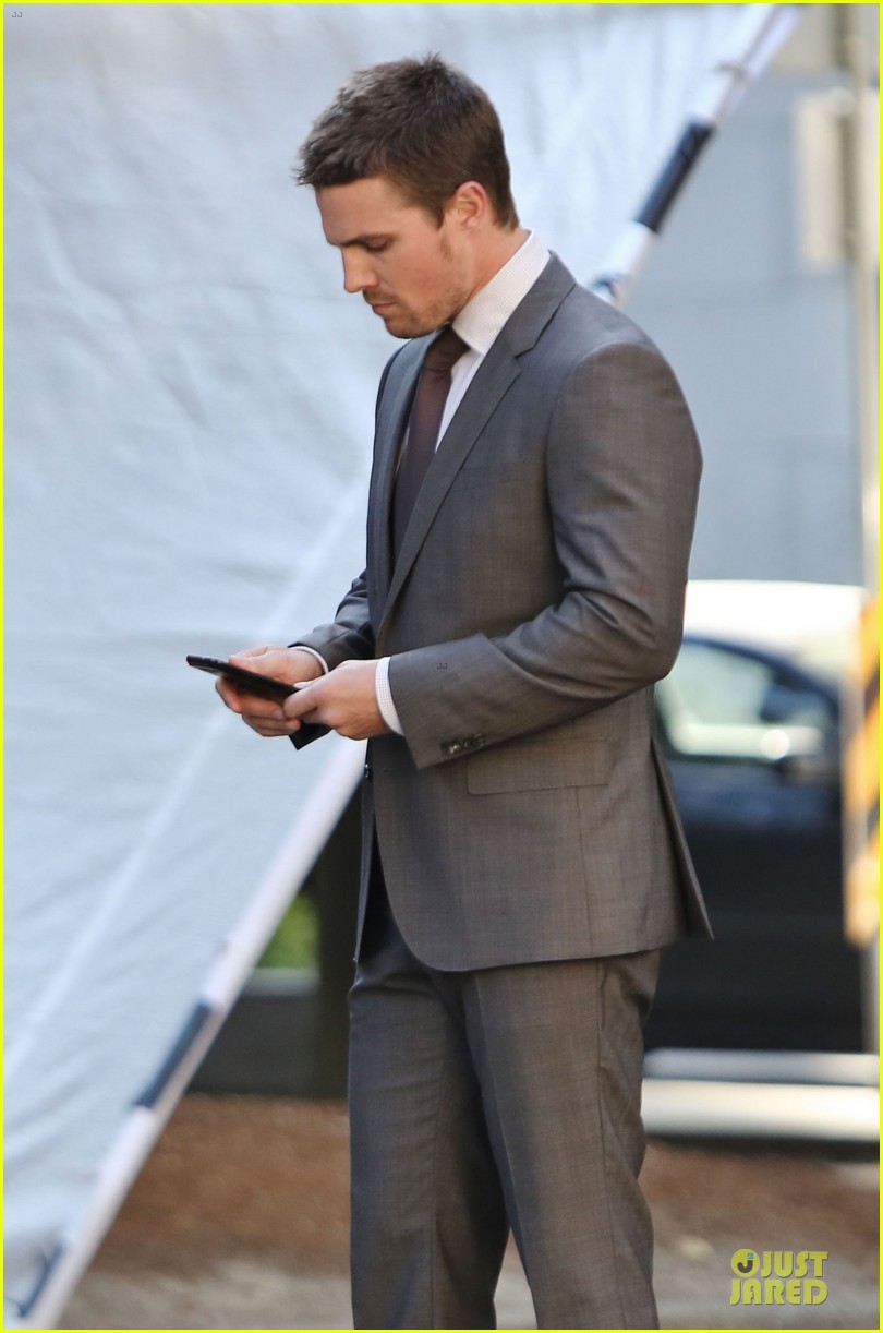 Stephen Amell: Tom Cruise is My Dream Co-Star!: Photo 2927334 | Photos ...