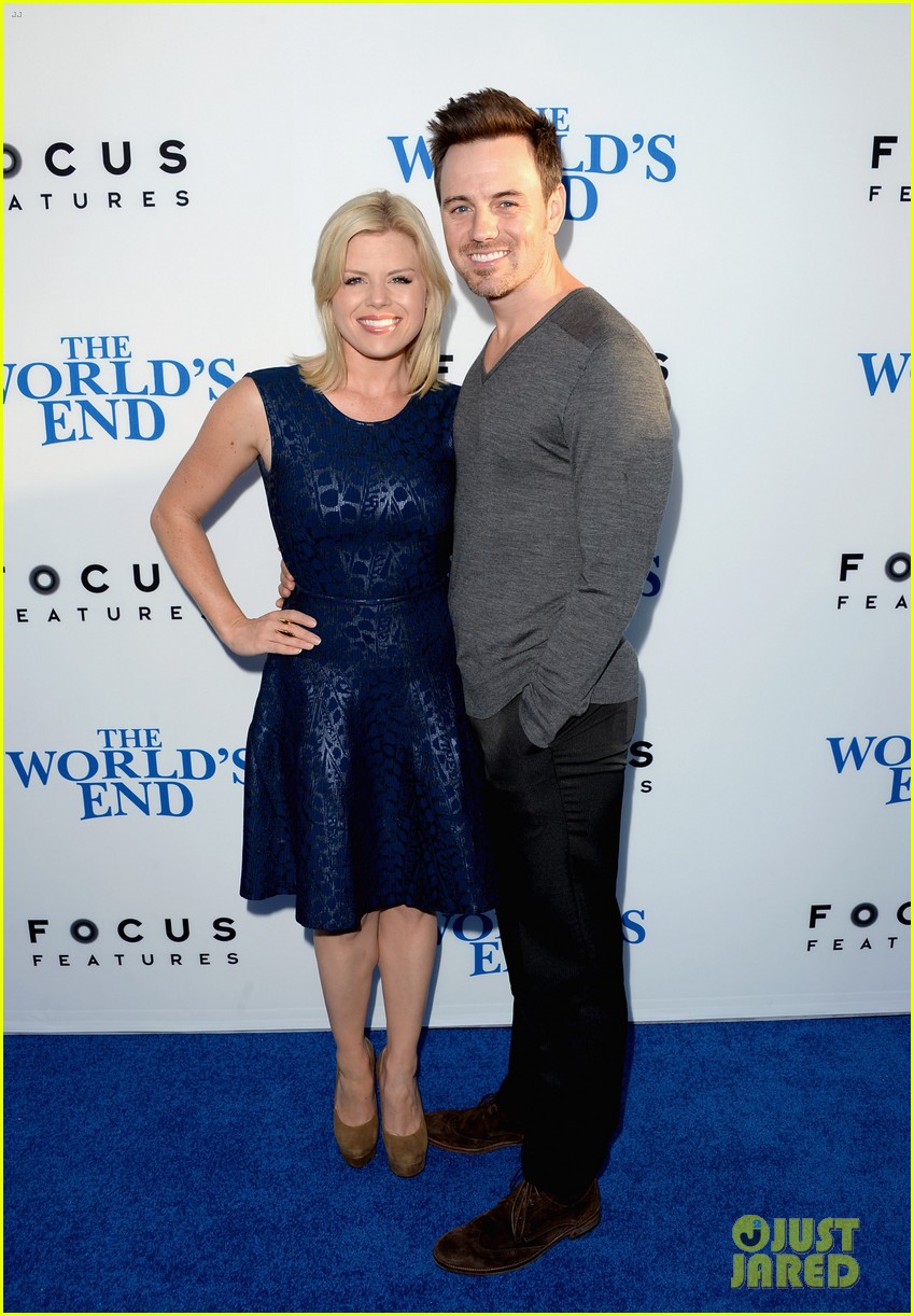 Megan Hilty & Brie Larson: 'World's End' Hollywood Premiere!: Photo ...