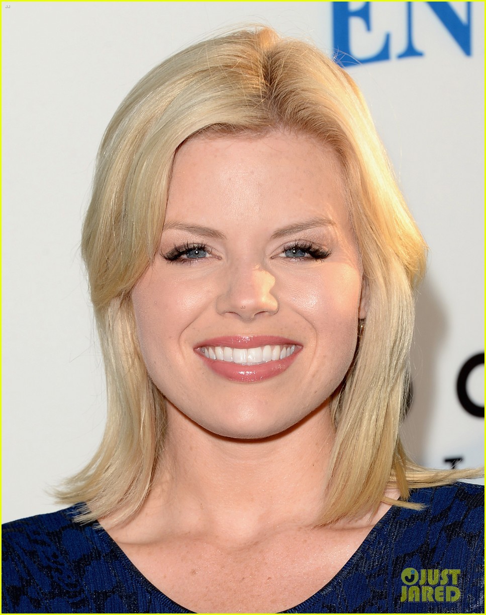 Megan Hilty & Brie Larson: 'World's End' Hollywood Premiere!: Photo ...