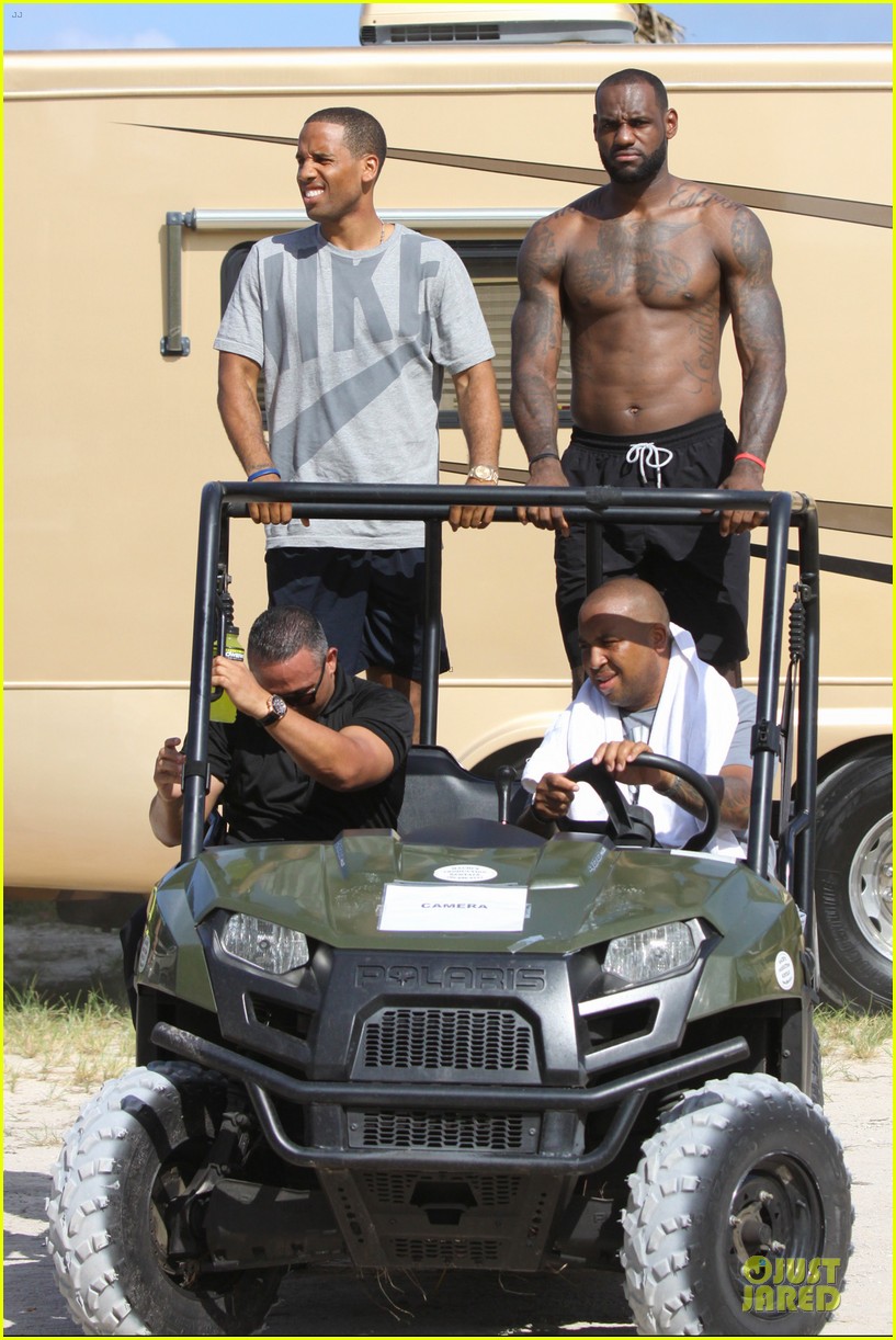 LeBron James: Shirtless Nike Commercial Shoot!: Photo 2932141 | LeBron ...
