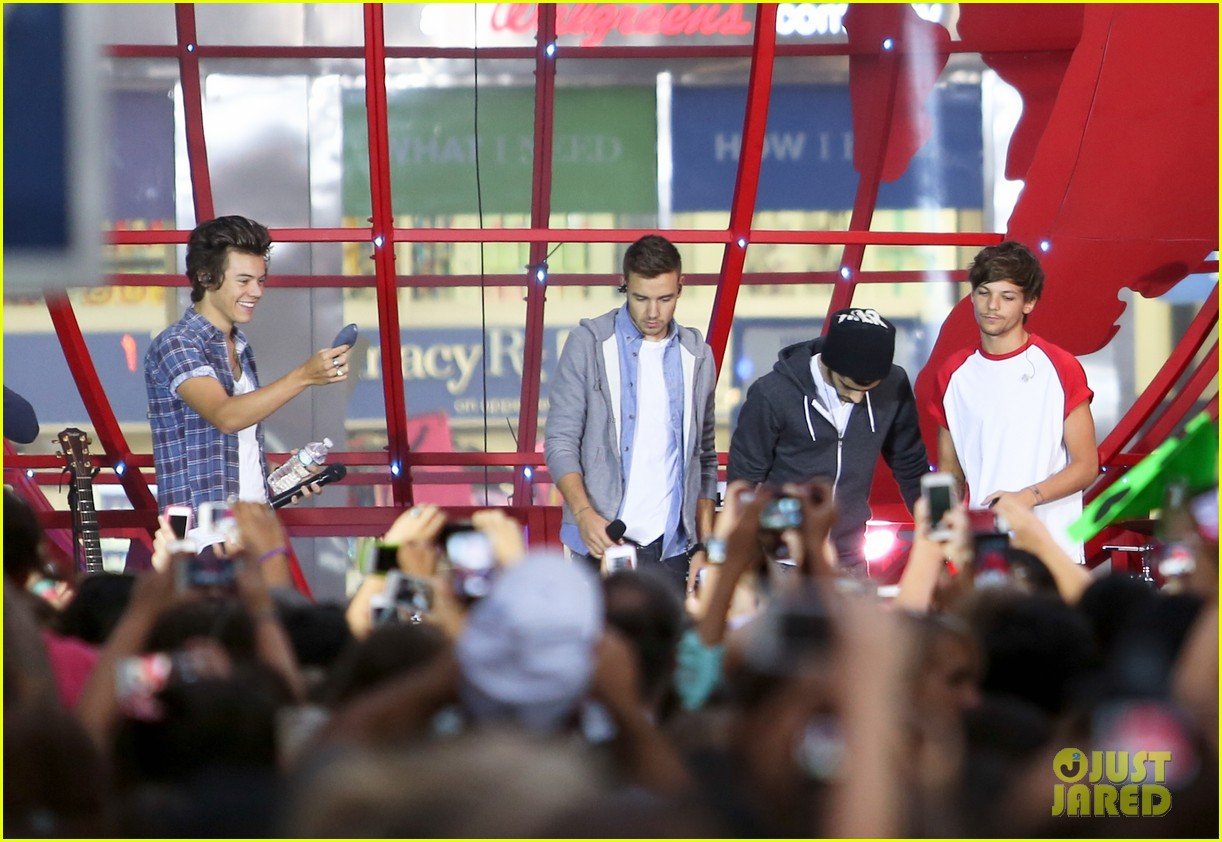 One Direction: 'Today' Show Concert Series - Watch Now!: Photo 2936134 ...