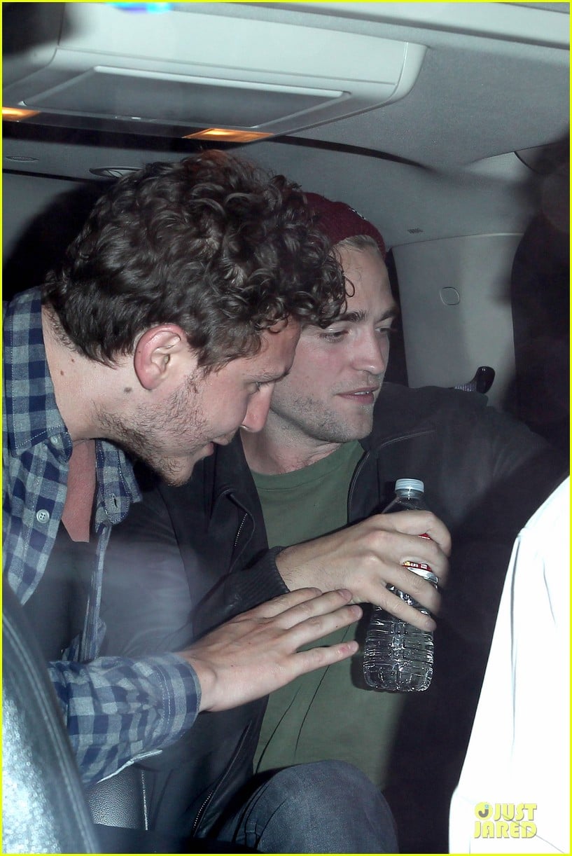 Robert Pattinson: Bobby Long Concert Goer!: Photo 2931835 | Robert ...