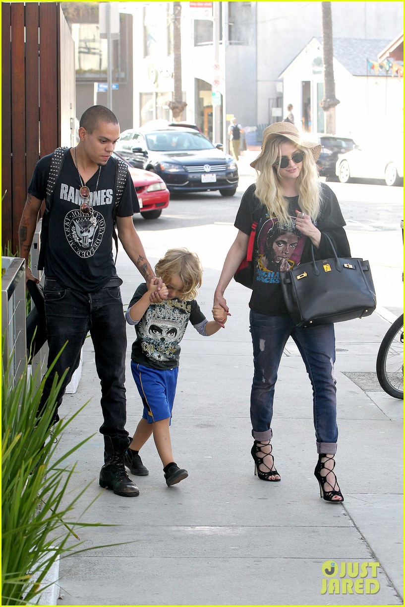 Ashlee Simpson: Bronx Loves Being a Cousin to Maxwell & Ace!: Photo ...