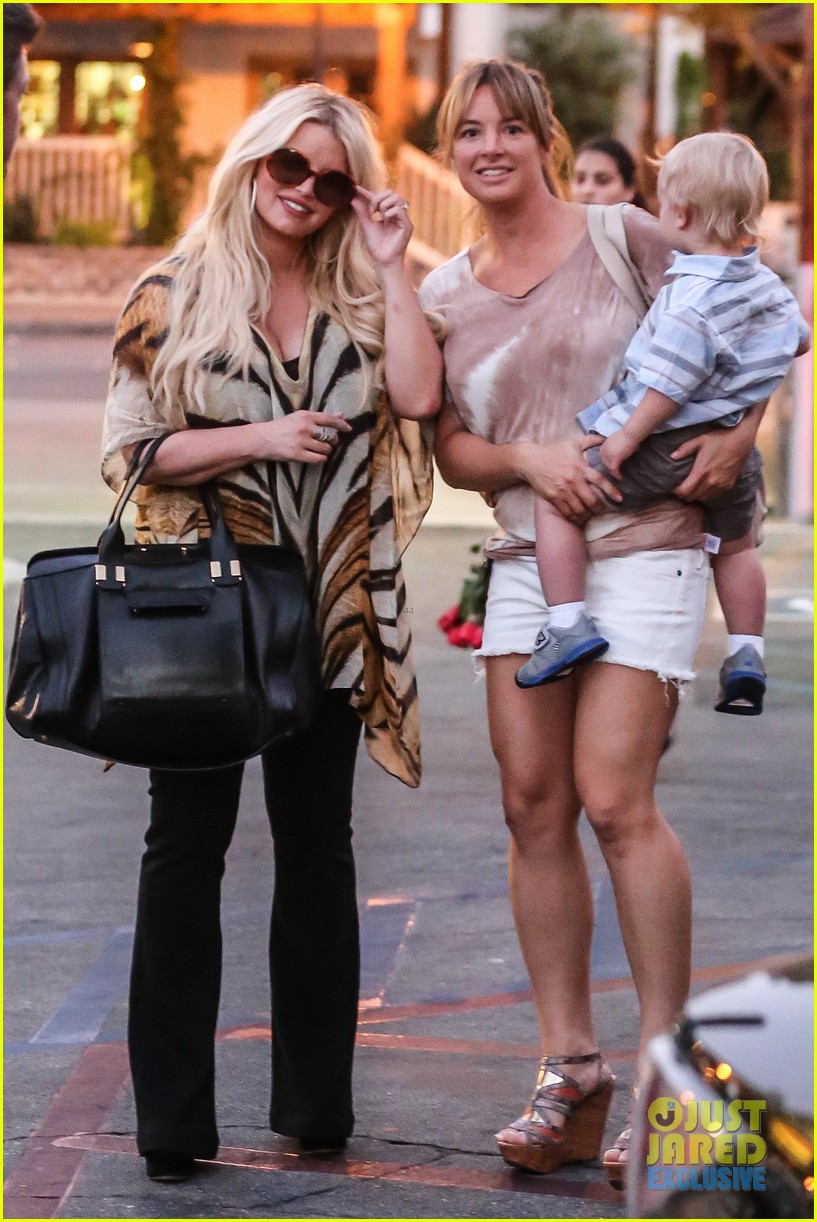 Jessica Simpson Steps Out After Debuting Baby Ace's First Pic!: Photo ...