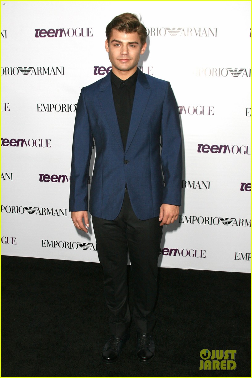 Chloe Bennet & Dominic Sherwood: Young Hollywood Party 2013!: Photo ...