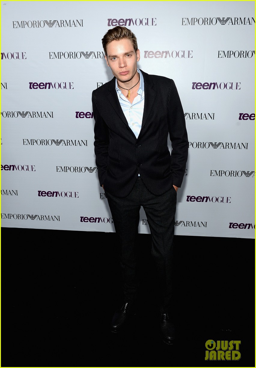 Chloe Bennet & Dominic Sherwood: Young Hollywood Party 2013!: Photo ...
