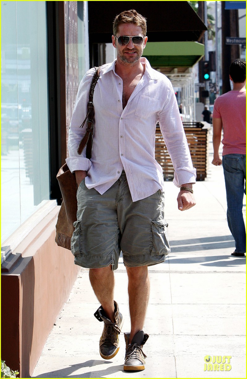 Gerard Butler Makes Shortlist for Scottish Fashion Icon Award!: Photo ...