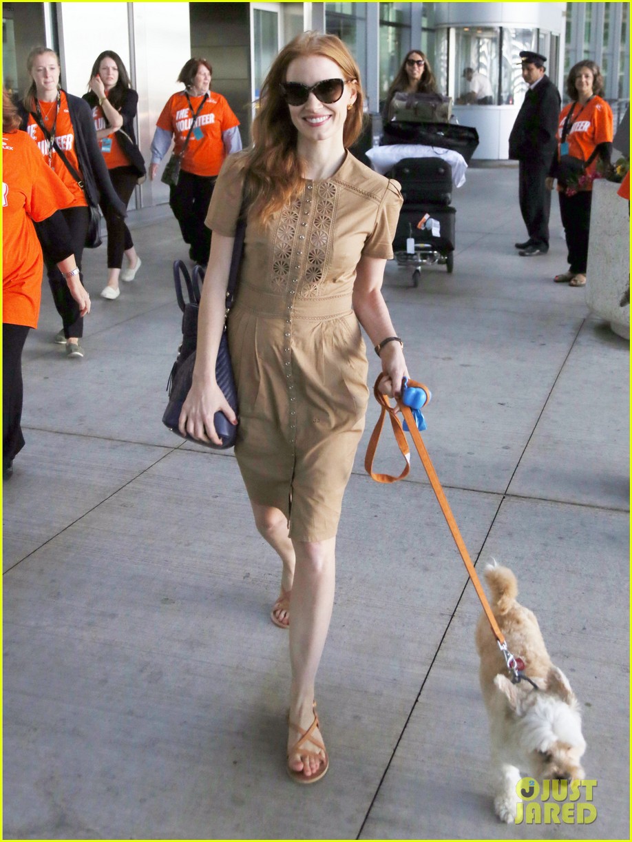 Jessica Chastain Lands in Toronto, Jennifer Garner Departs: Photo ...