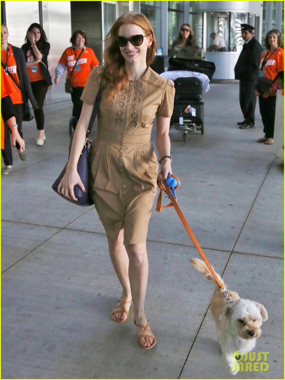 Jessica Chastain Lands in Toronto, Jennifer Garner Departs: Photo ...