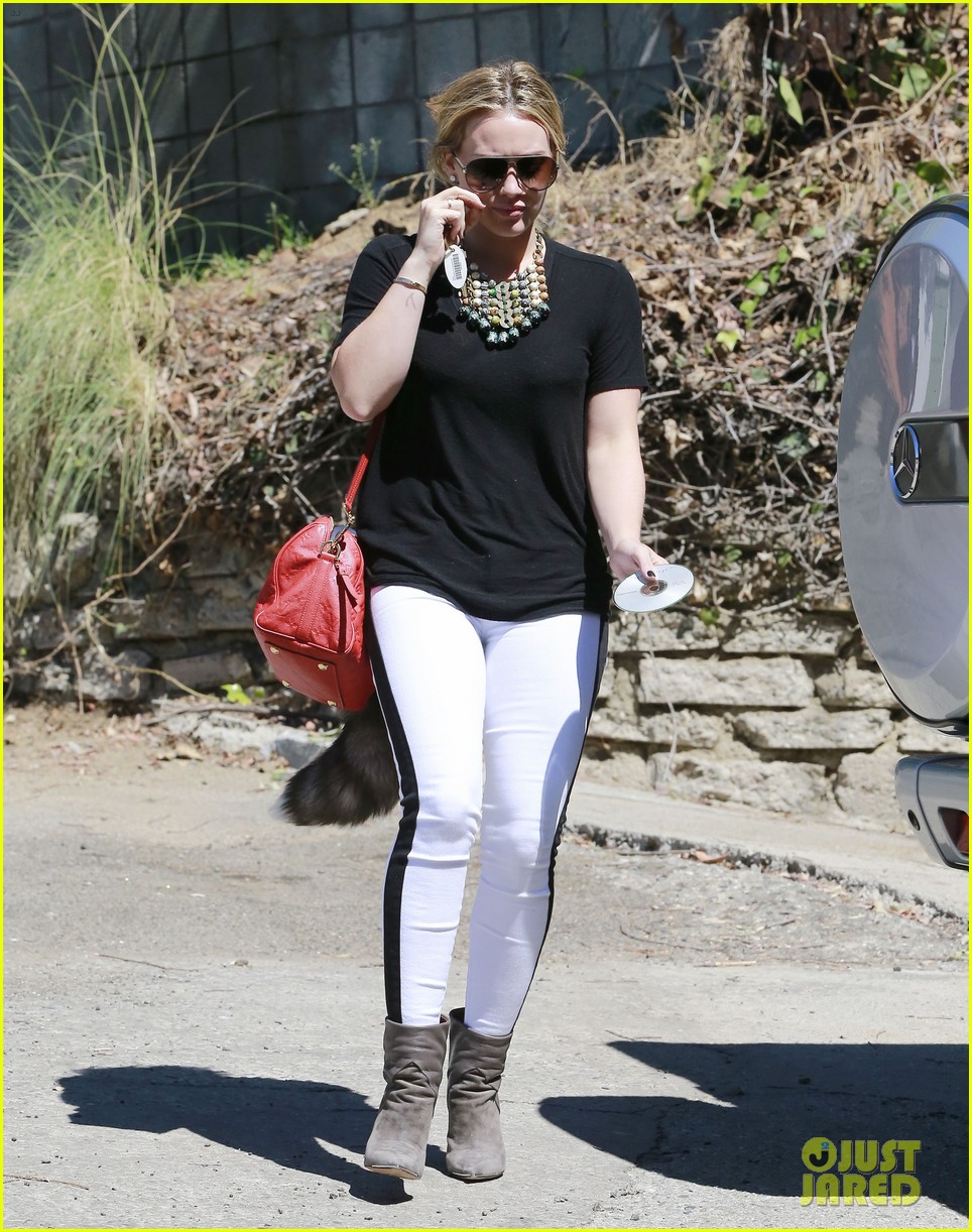 Hilary Duff Cooks with Sister Haylie for 'Real Girl's Kitchen'!: Photo ...