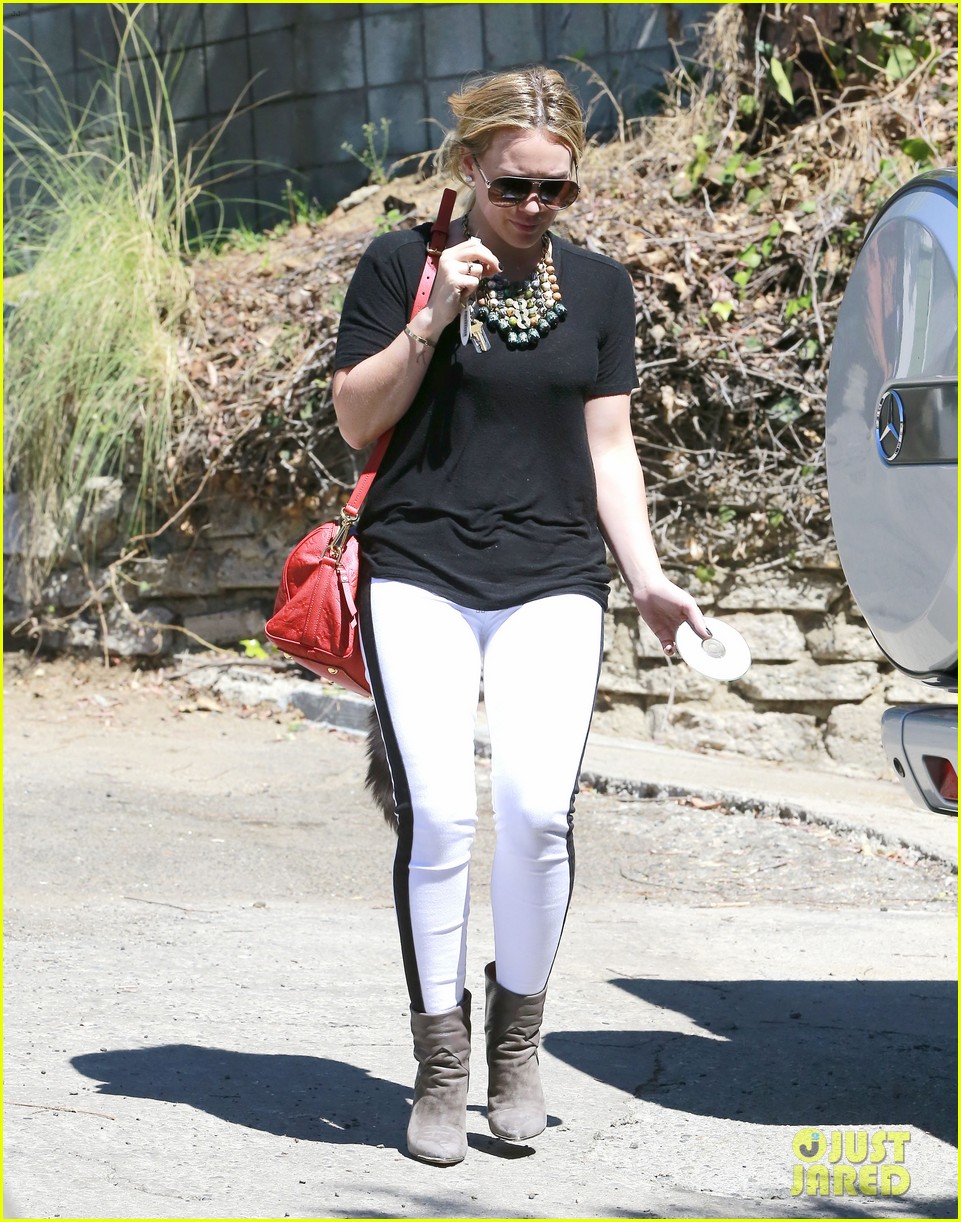 Hilary Duff Cooks with Sister Haylie for 'Real Girl's Kitchen'!: Photo ...