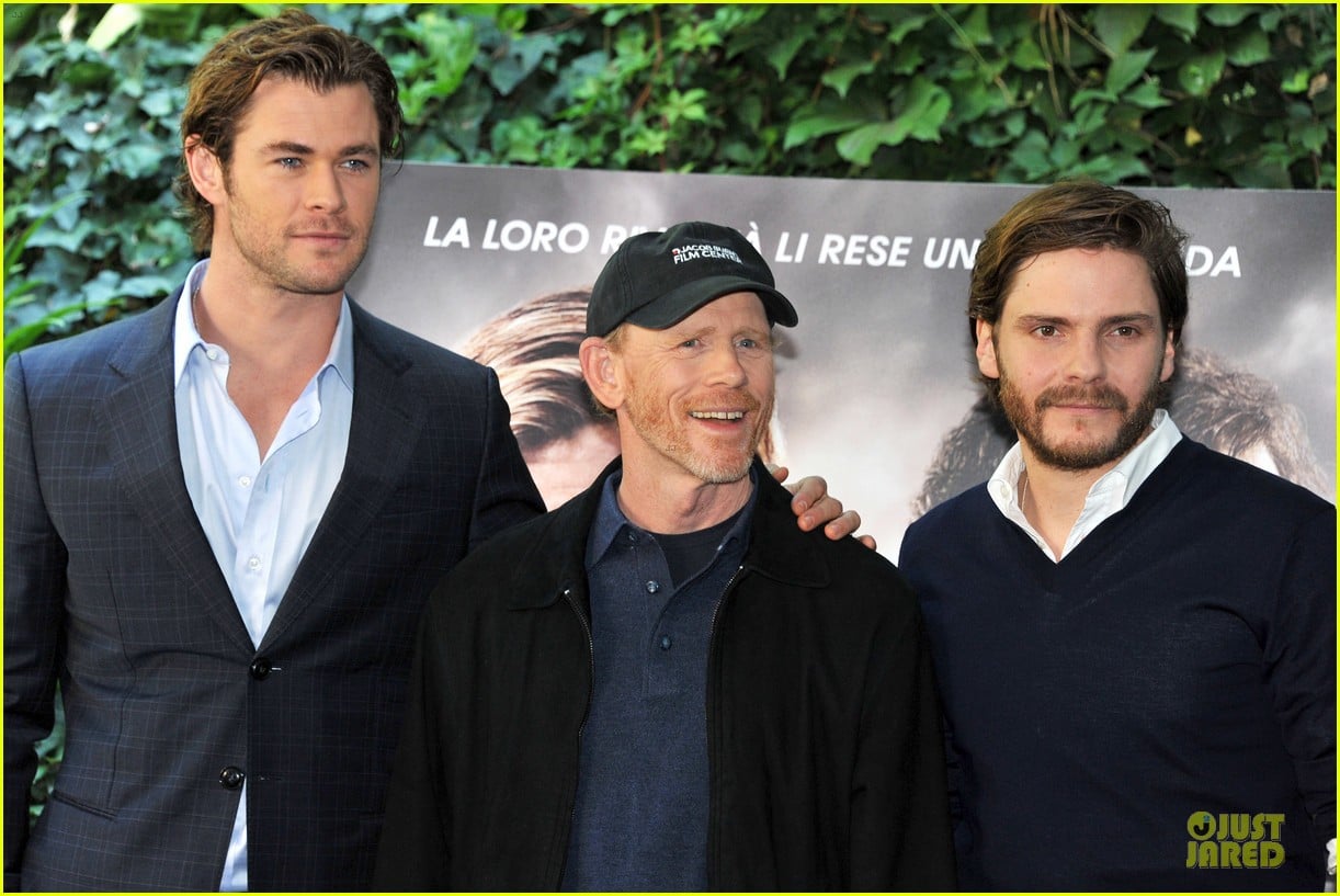 Chris Hemsworth & Daniel Bruhl: 'Rush' Photo Call in Rome!: Photo ...