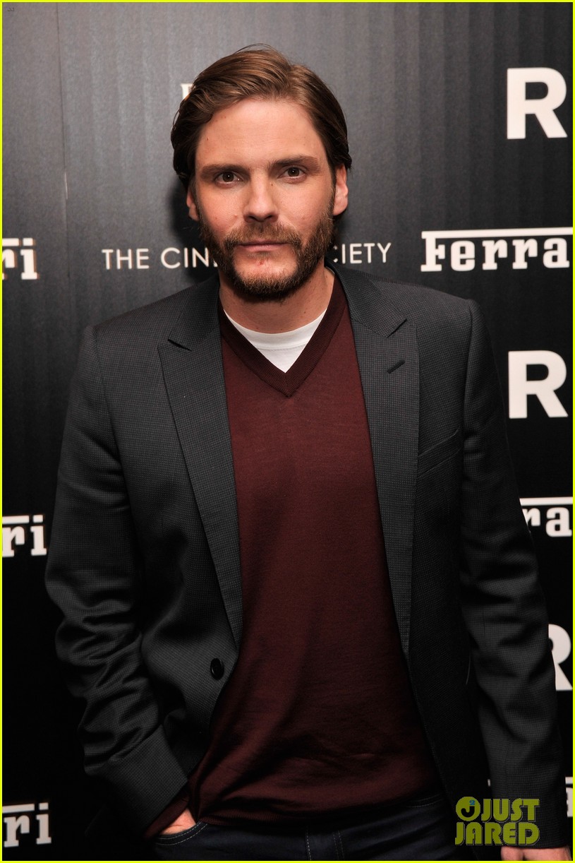 Chris Hemsworth & Daniel Bruhl: 'Rush' New York Screening!: Photo ...