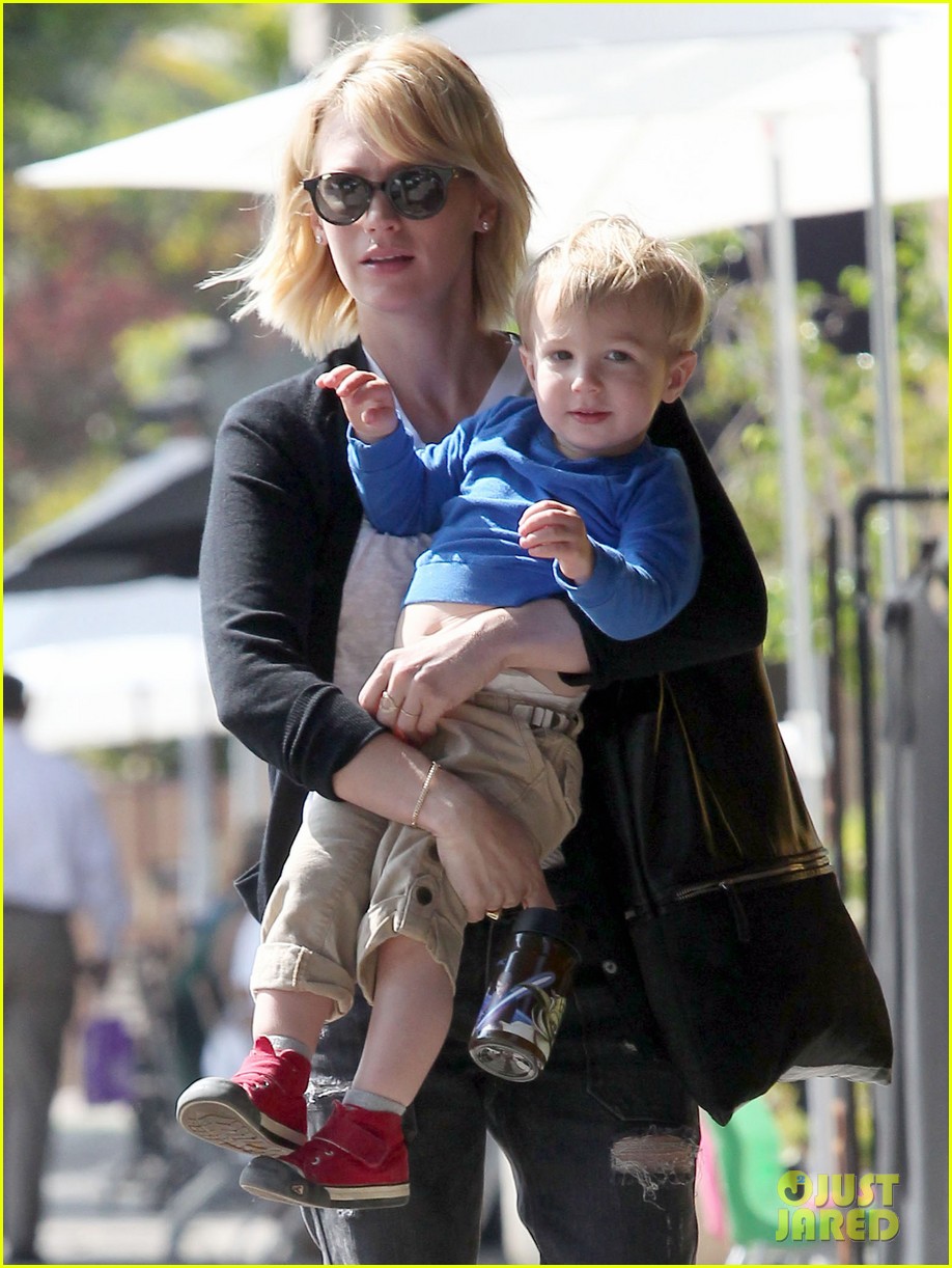 January Jones & Xander Are Breakfast Buddies in LA!: Photo 2955306 ...