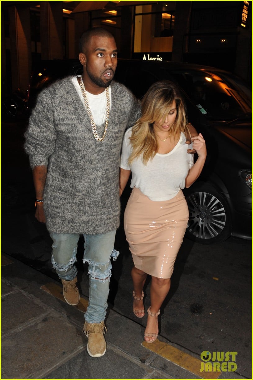 Kim Kardashian & Kanye West: Parisian Dinner Date!: Photo 2963319 ...